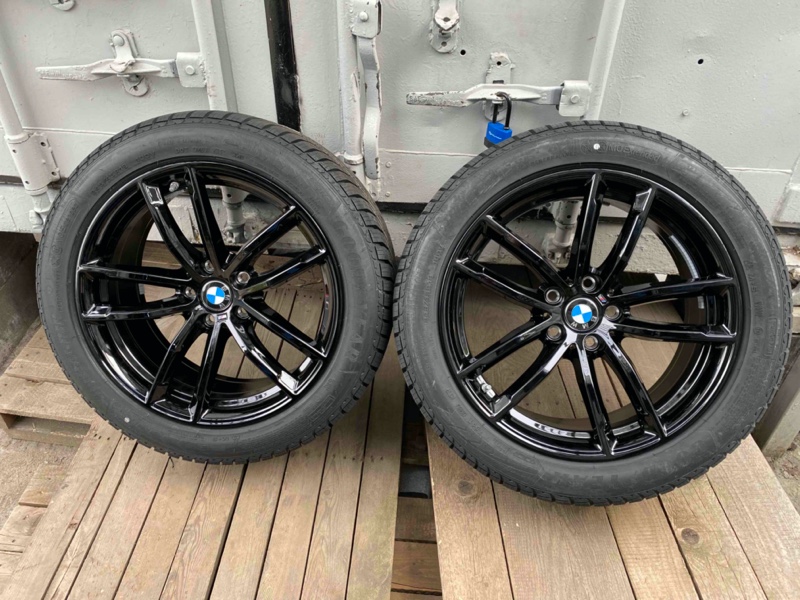 Зимний комплект колес BMW 5 R18 (оригинальные диски БМВ 5 662 стиль)